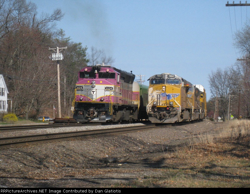 UP 7860 on the AYMO meets MBTA 1126 in Shirley, MA